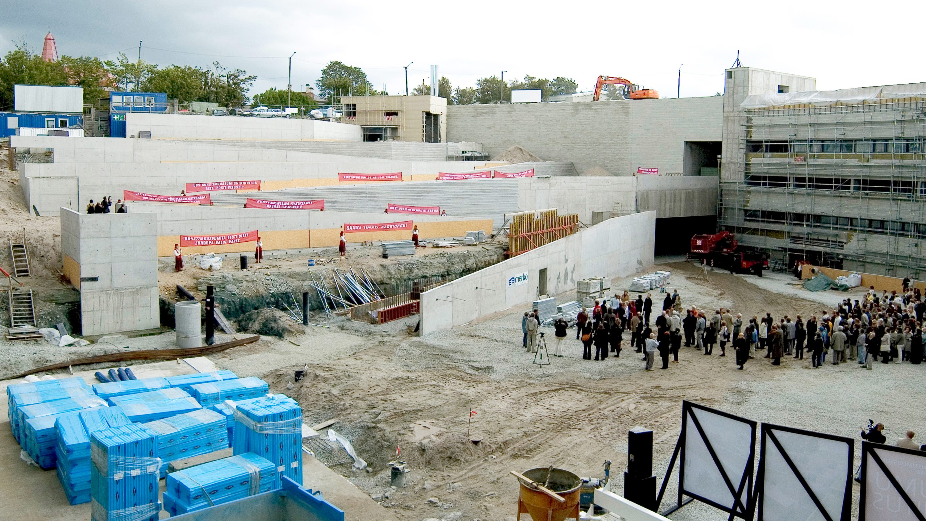 Vestlusring „Uus kunstimuuseum: kirik või kaubamaja?“ - Kumu kunstimuuseum